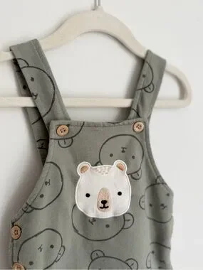 Pekkle | Bottoms | Pekkle Green Bear Print Baby Shortalls Size 2m ...
